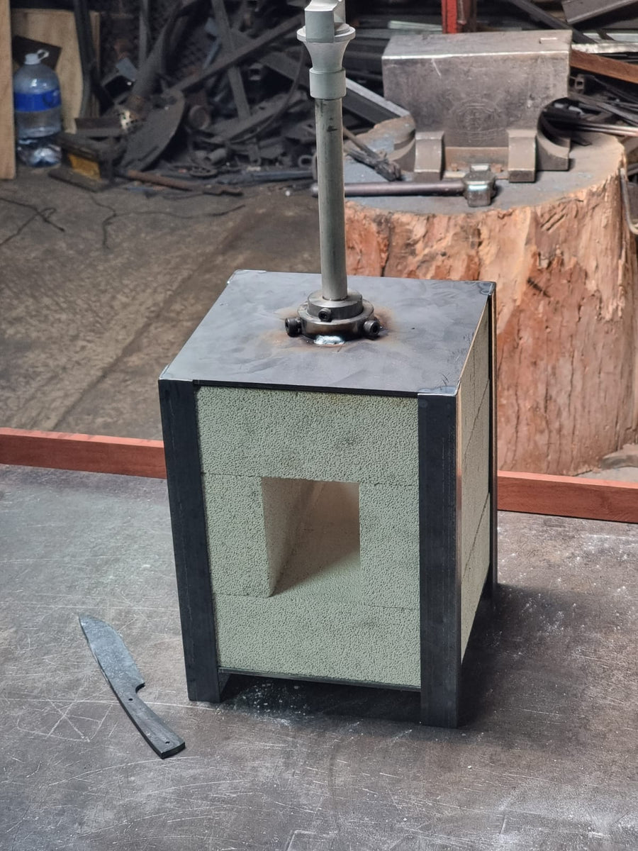 Bladesmith Forge – Drakon Forged