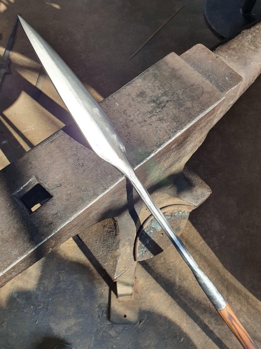 Wide Blade Throwing/Hunting Spear – Drakon Forged